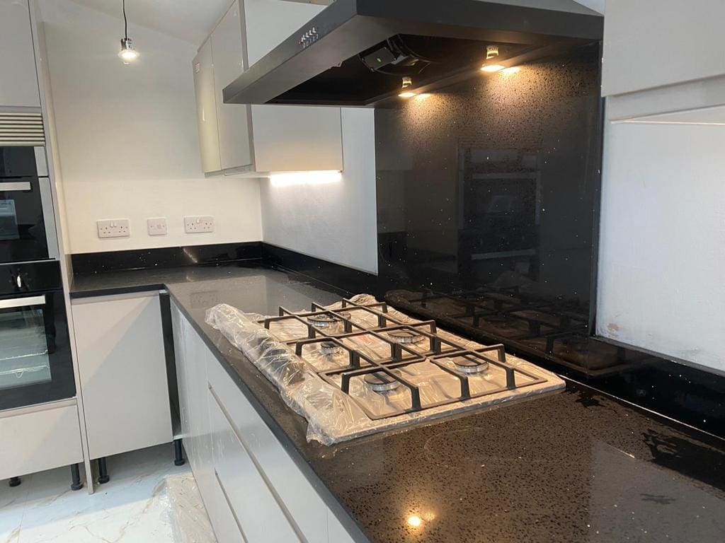 Black Sparkle Quartz Worktops | Mo’s StoneX